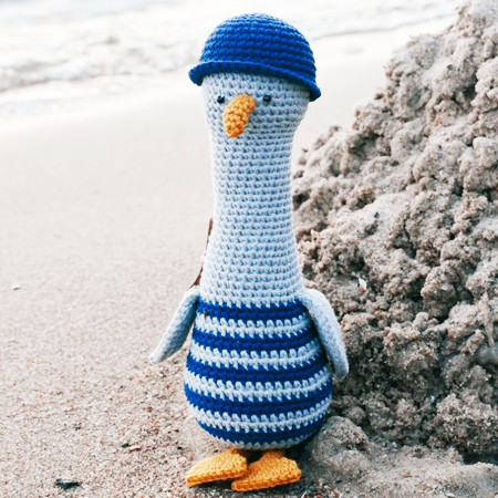 Gabbiano con Becco Lungo e Cappello Amigurumi Schema Gratis
